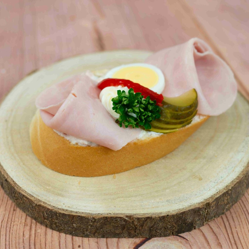 Šunkový chlebíček na másle | Barunka